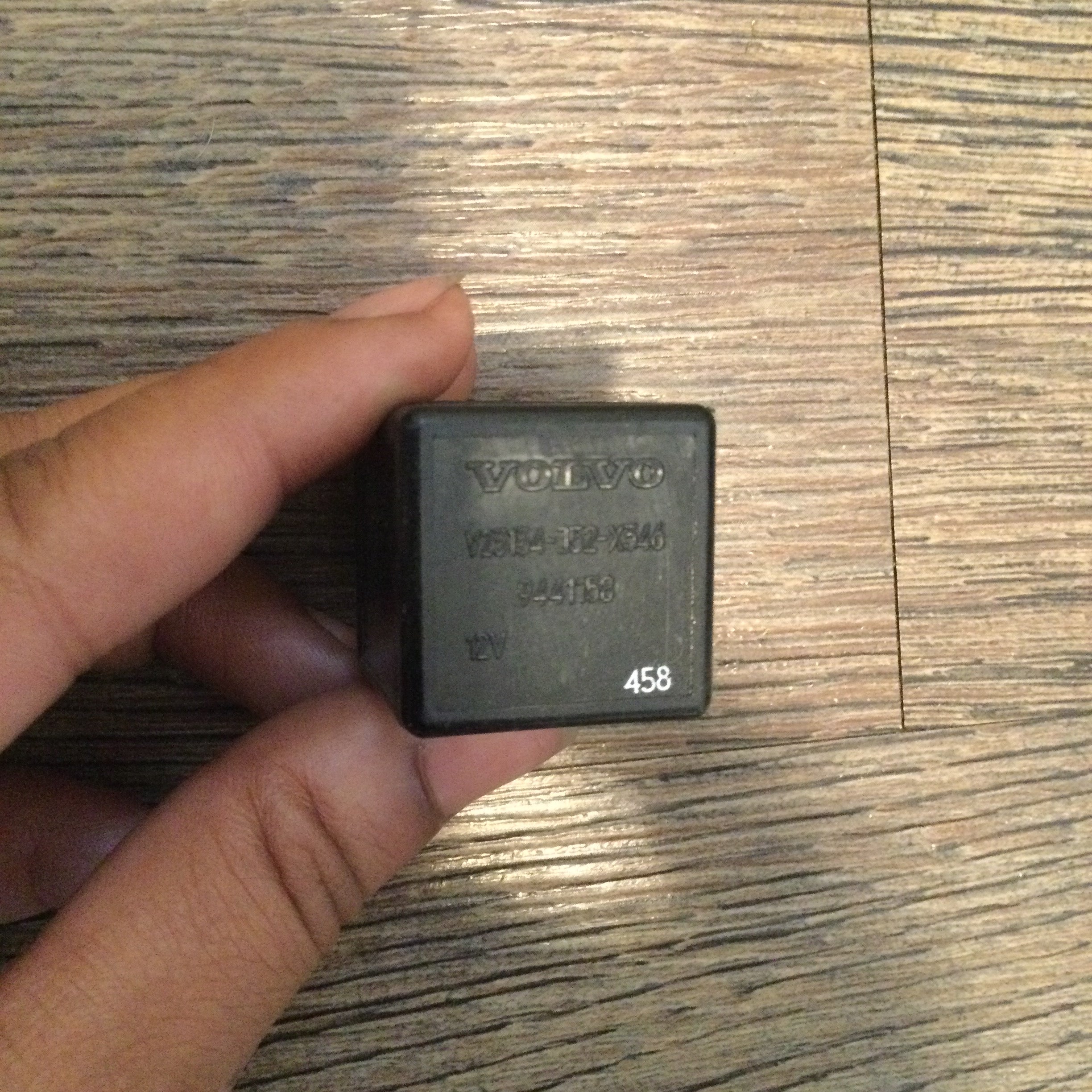 Volvo Relay Fuse 9441158 – RobertDIY